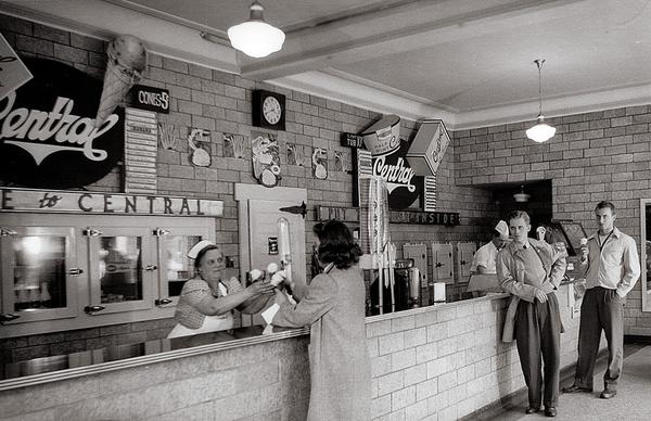 Tell All Thursday: The History of Ice Cream – Four All Ice Cream